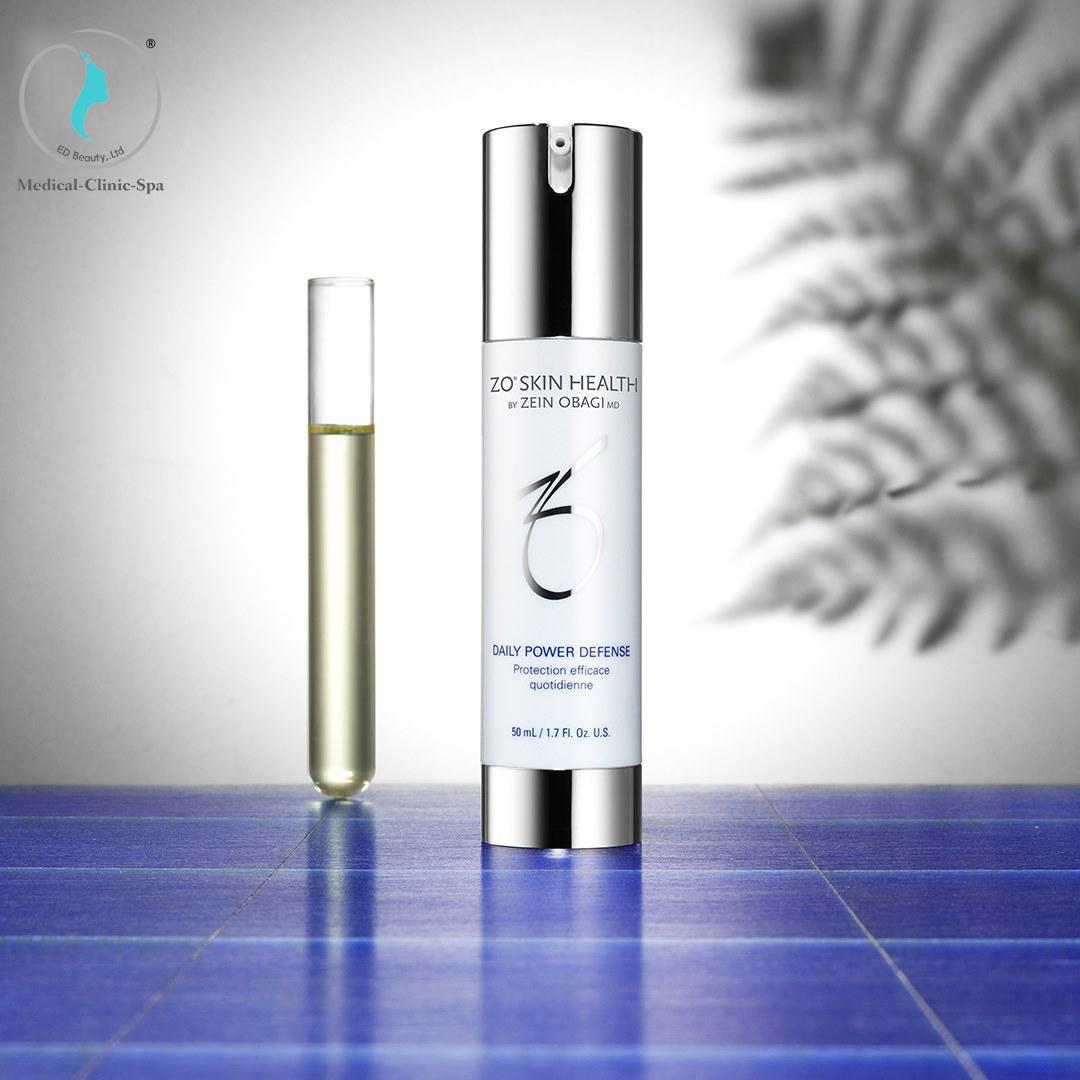 ZO HYDRATING CREME VÀ DAILY POWER DEFENSE BẢO BỐI DƯỠNG ẨM CHO NGÀY HÈ